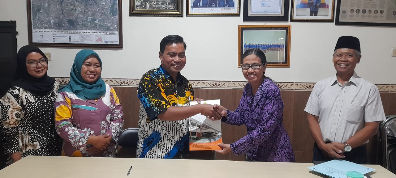 Lurah Condongcatur Teken Kerjasama dengan Prodi PMD STPMD “APMD ...
